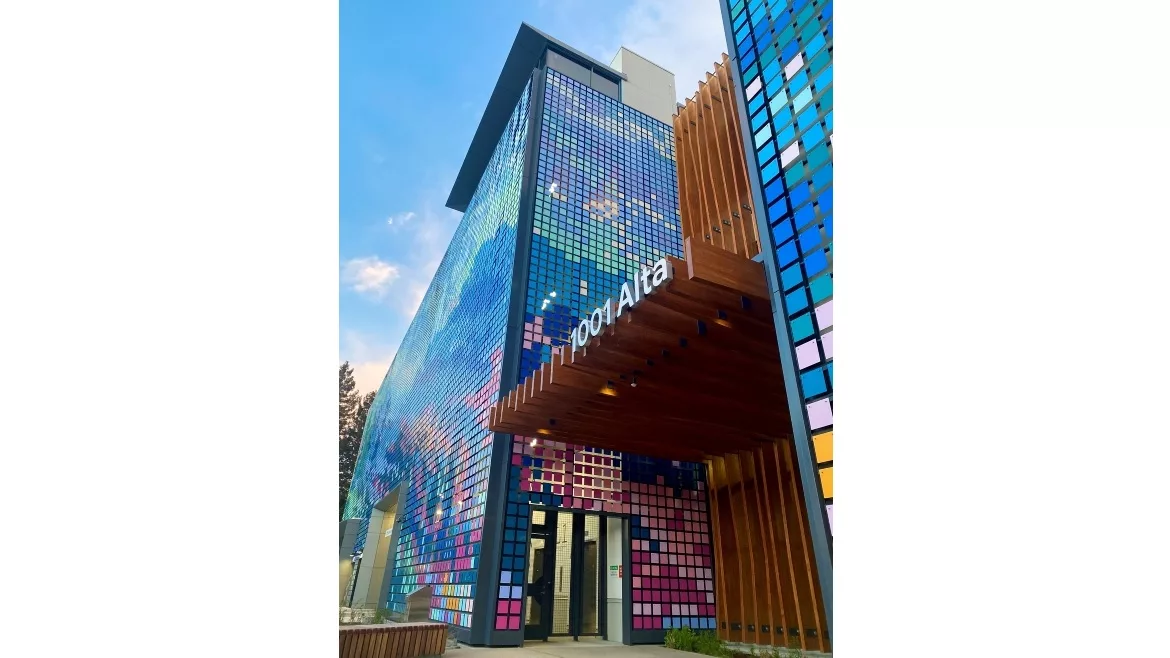 Linetec Finishes 100,000 Metal Panels in 35 Colors for Parking Garage’s ...